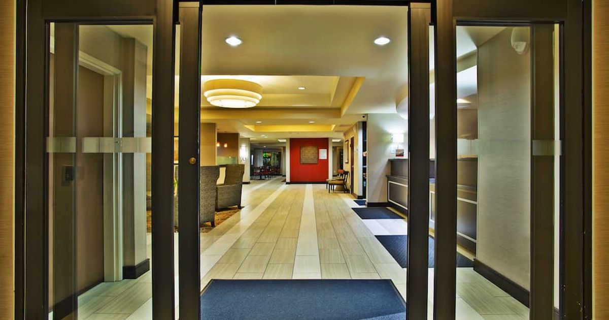 Holiday Inn Express & Suites Springfield - Dayton Area By IHG from $114 ...