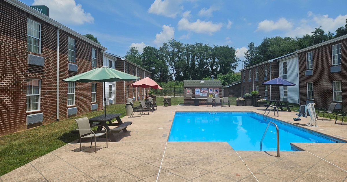 Quality Inn Dublin I-81 from $63. Dublin Hotel Deals & Reviews - KAYAK