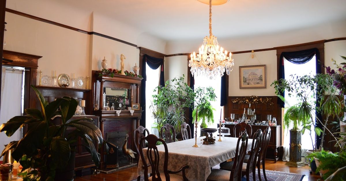 Beall Mansion An Elegant Bed & Breakfast Inn from $211. Alton Hotel ...