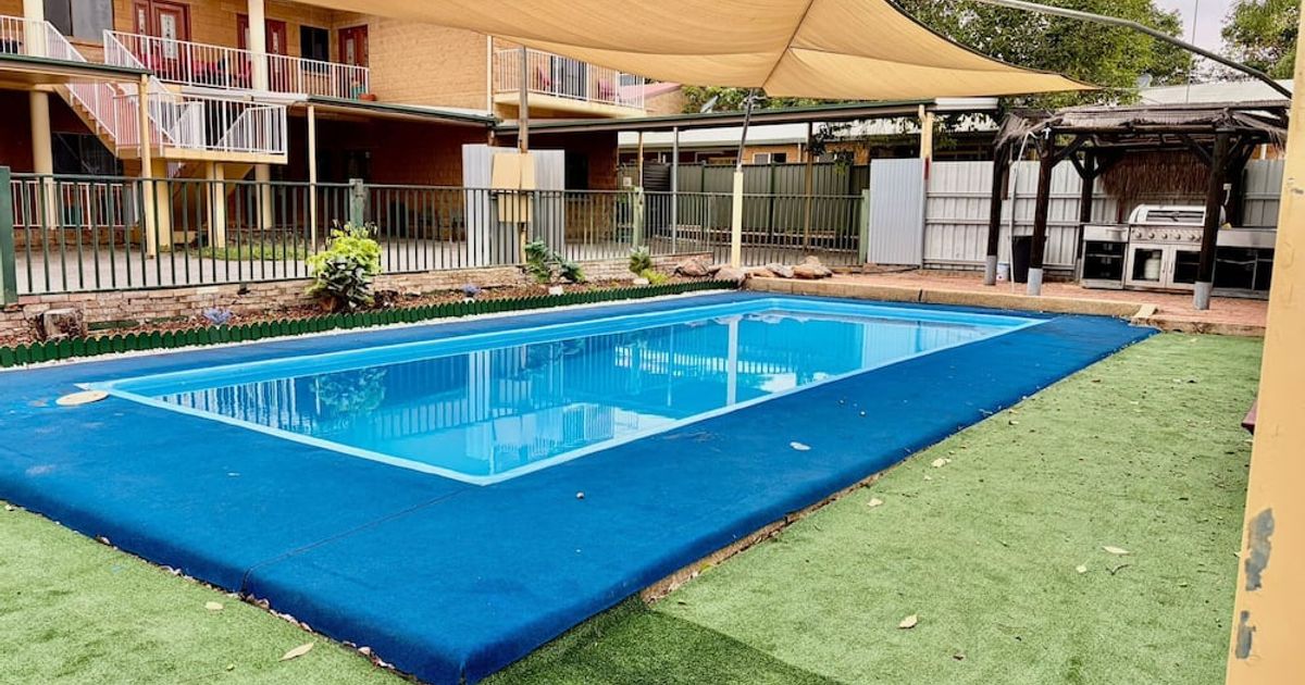 Townview Motel from $91. Mount Isa Hotel Deals & Reviews - KAYAK