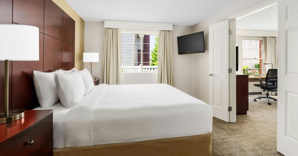 Residence Inn by Marriott Seattle Northeast/Bothell C$ 175 (C̶$̶ ...
