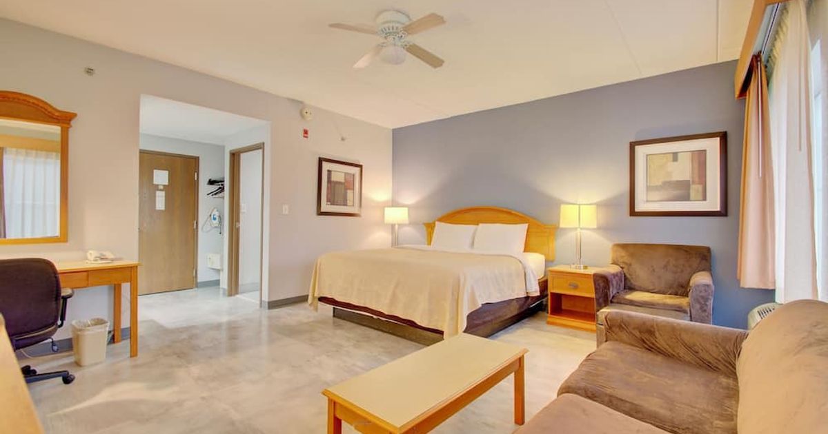 Quality Inn And Suites Cvg Airport from $48. Erlanger Hotel Deals ...