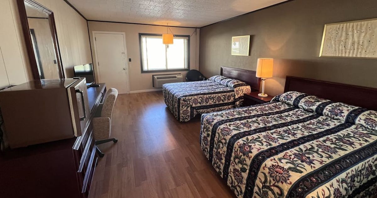 Glenwood Inn - Stroudsburg from $57. Delaware Water Gap Hotel Deals ...