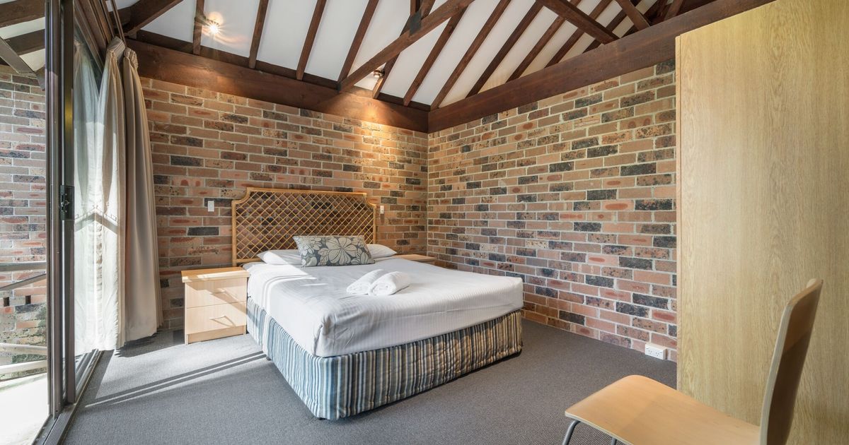 Avoca Beach Hotel $131. Terrigal Hotel Deals & Reviews - KAYAK
