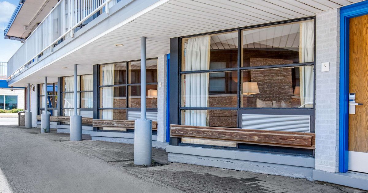 Rodeway Inn Chicago North Shore - Lincolnwood from $70. Chicago Hotel ...