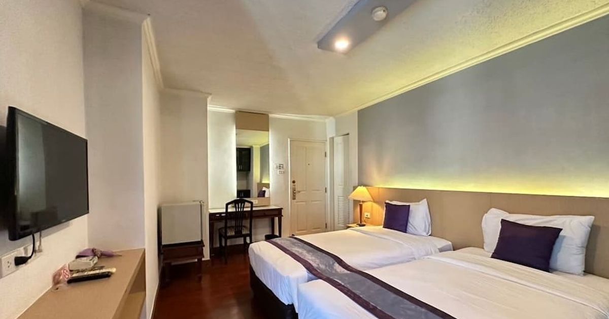 The Step Sathon $35. Bangkok Hotel Deals & Reviews - KAYAK