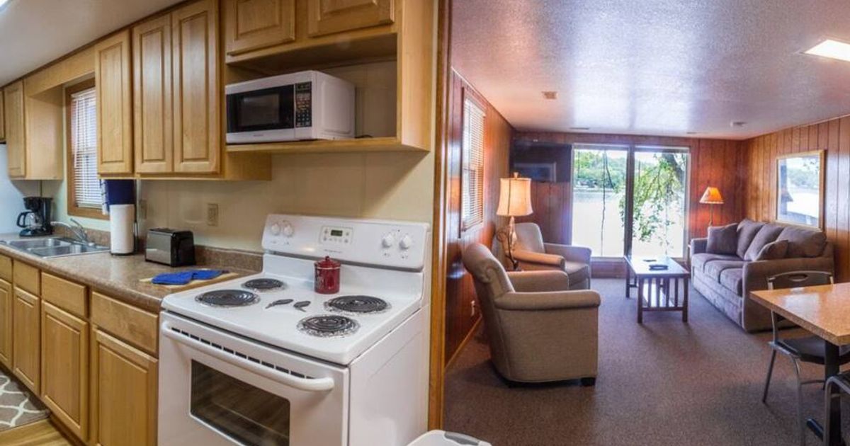 Point View Resort from $121. Camdenton Hotel Deals & Reviews - KAYAK