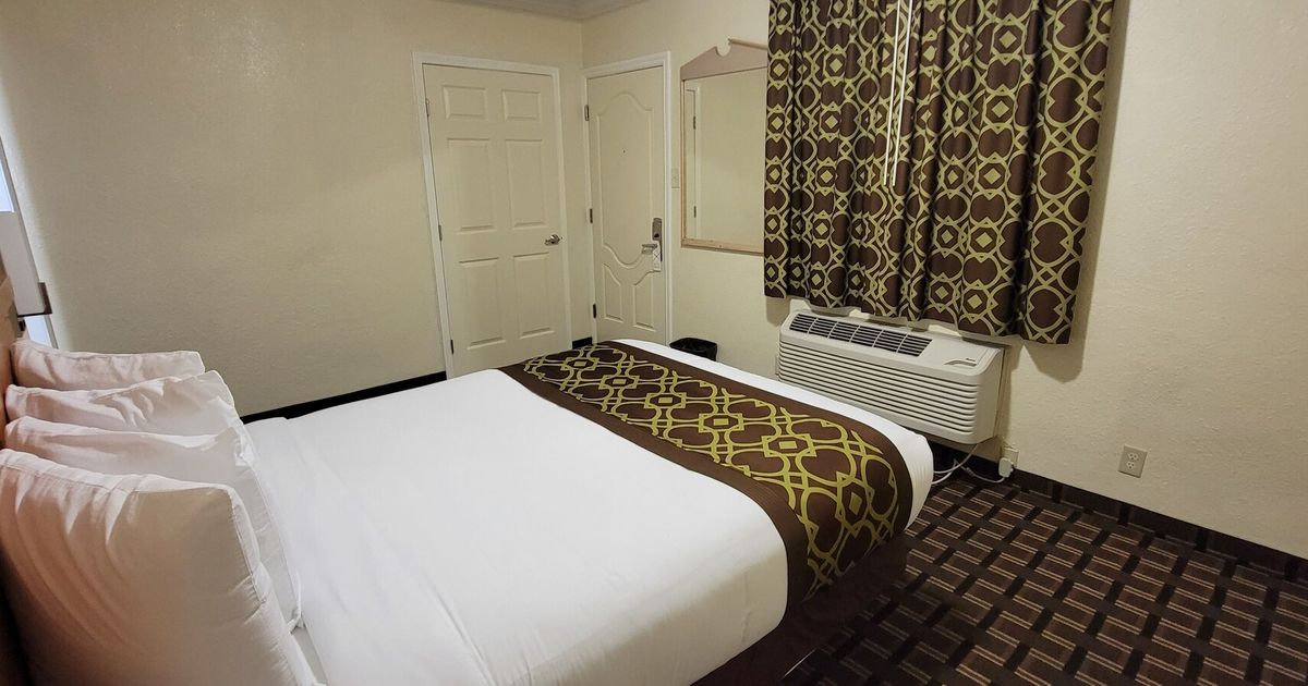 Riverside Inn & Suites Santa Cruz à partir de 51 €. Auberges à Santa ...