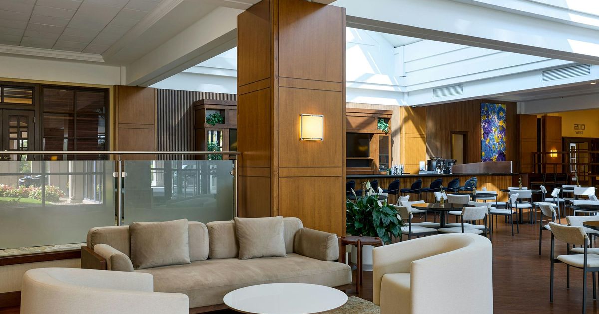 Detroit Marriott Troy, Troy | HotelsCombined