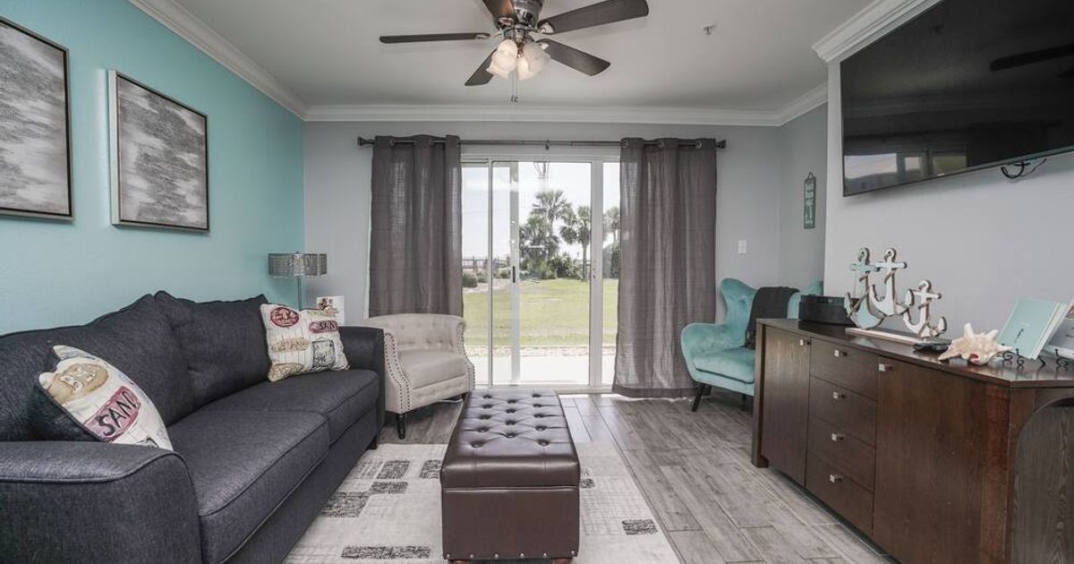 Ciboney Beach Resort Panhandle Getaways from $349. Destin Hotel Deals ...