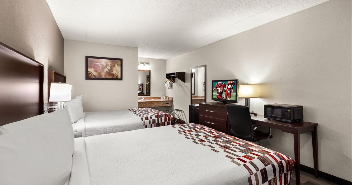 Red Roof Inn Springfield, IL from $15. Springfield Hotel Deals ...