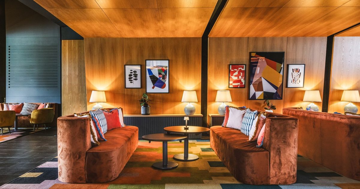 Voco Belfast By IHG £70. Belfast Hotel Deals & Reviews - KAYAK