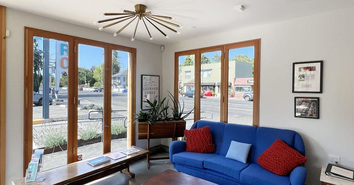 The Astro from ₱7,932. Santa Rosa Hotel Deals & Reviews - KAYAK