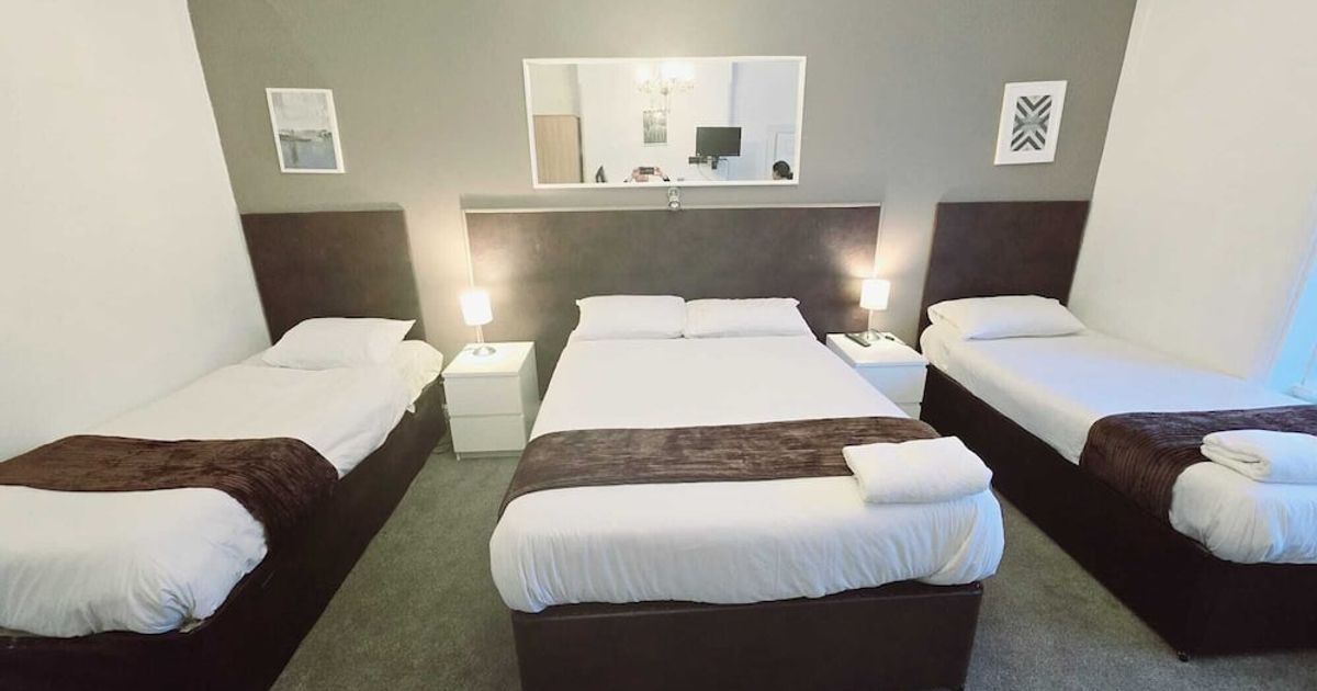 Kingswood Hotel from $51. Maidenhead Hotel Deals & Reviews - KAYAK