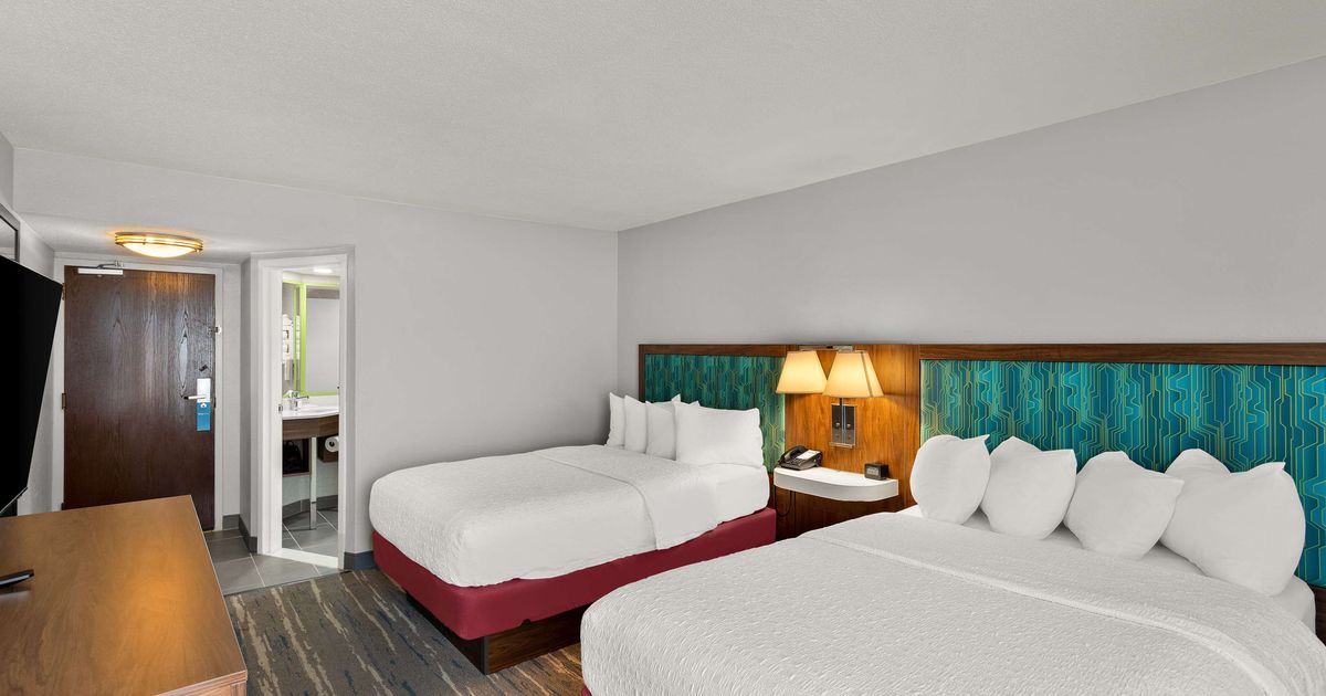 Hampton Inn Bridgeport/Clarksburg from $100. Bridgeport Hotel Deals ...