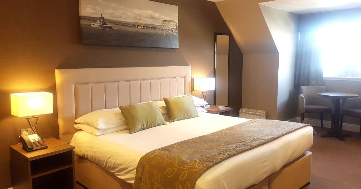 Fairfield House Hotel เริ่มต้นที่ ฿745 (฿̶9̶,̶5̶4̶9̶) โรงแรม เอียร์ - KAYAK
