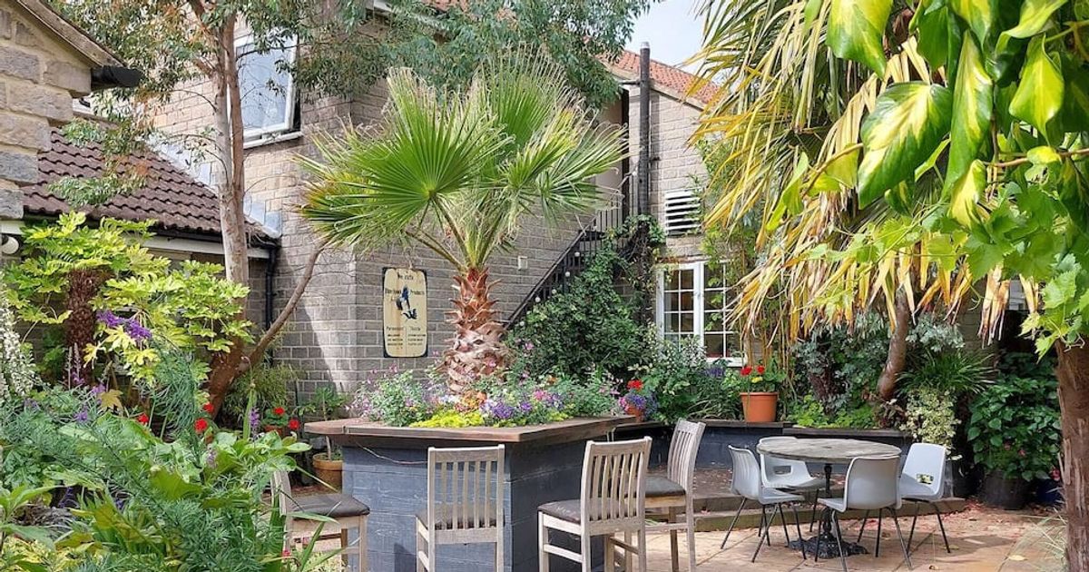 The Five Dials Inn from $196. Ilminster Hotel Deals & Reviews - KAYAK