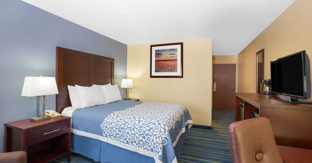Days Inn by Wyndham Grand Island from $67. Grand Island Hotel Deals ...