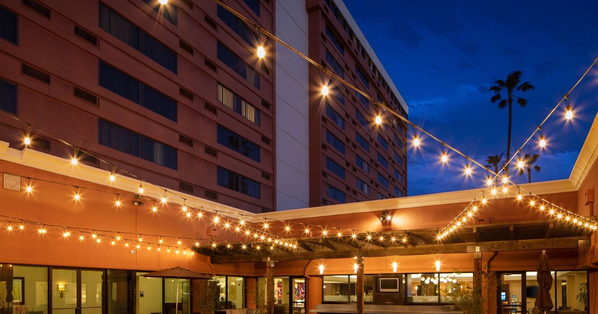 Hilton Concord from $110. Concord Hotel Deals & Reviews - KAYAK