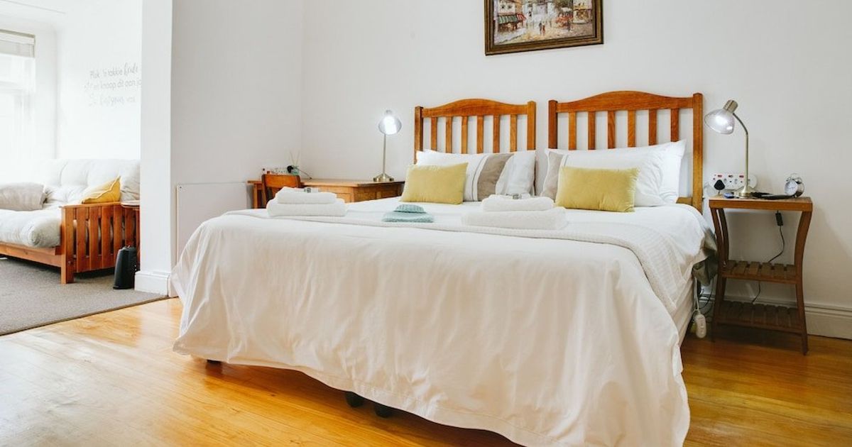 6 on Kloof Guest House £65. Bredasdorp Hotel Deals & Reviews - KAYAK