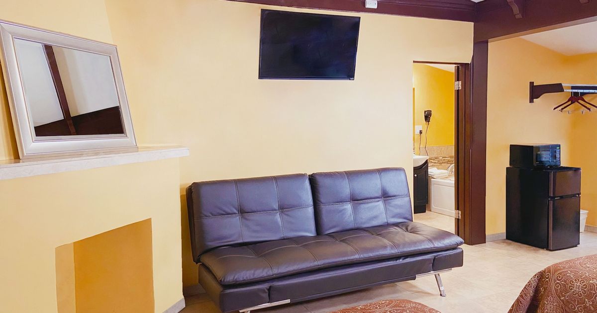 El Patio Inn - Near Universal Studios Hollywood from $130. Los Angeles ...