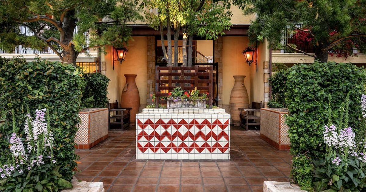 Hotel Pepper Tree Boutique Kitchen Studios - Anaheim from $111. Anaheim ...