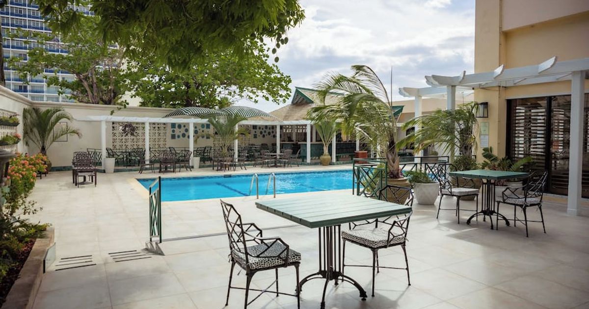 Courtleigh Hotel & Suites from $90. Kingston Hotel Deals & Reviews - KAYAK