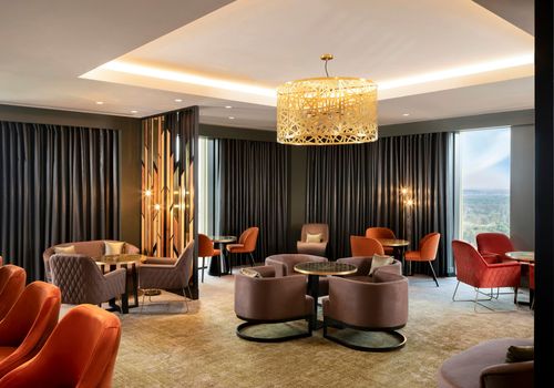 Hilton Woking £83. Woking Hotel Deals & Reviews - KAYAK
