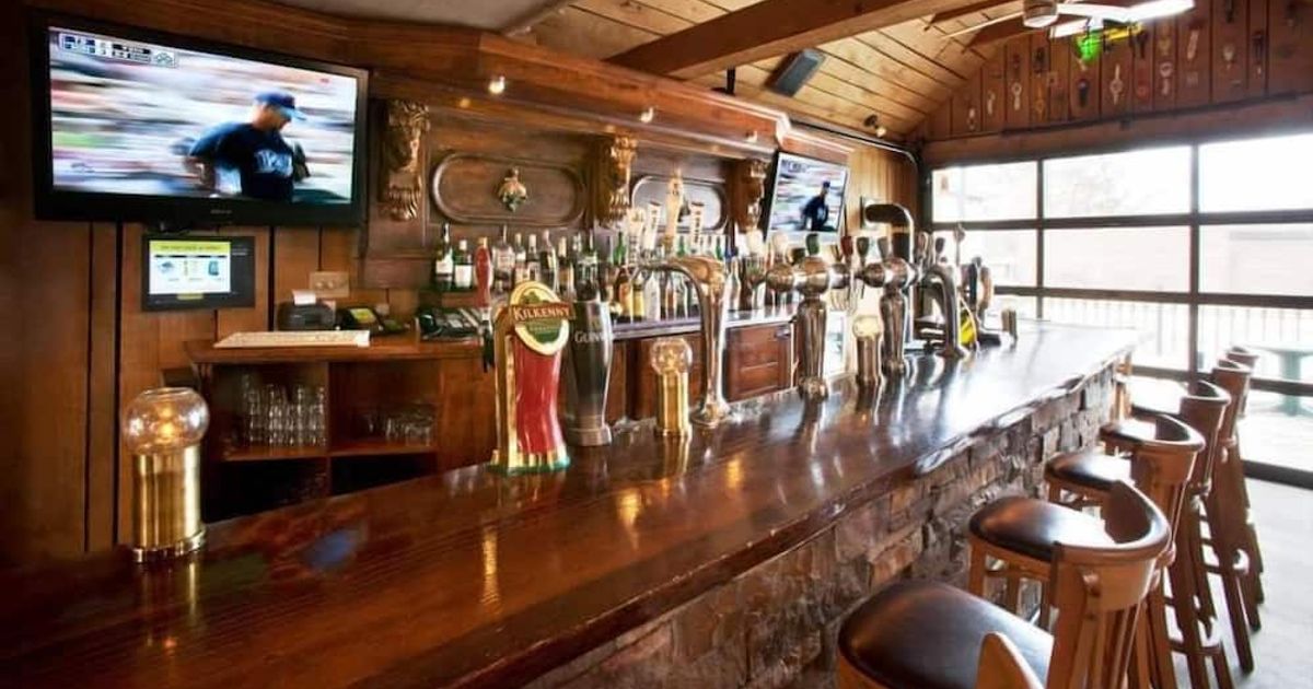 The Breadalbane Inn from $126. Fergus Hotel Deals & Reviews - KAYAK