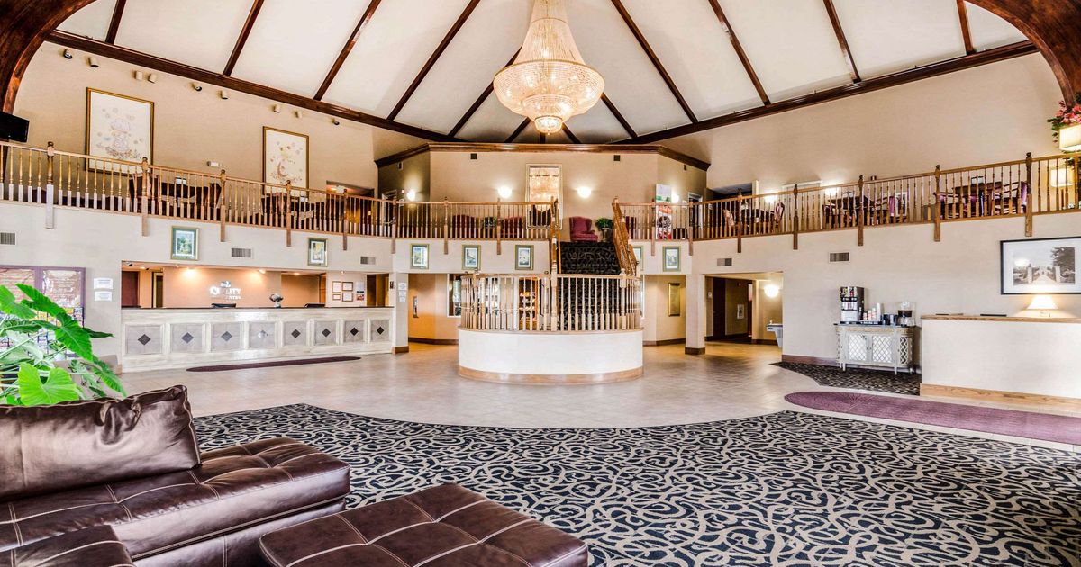 Quality Inn & Suites Carthage near Precious Moments Chapel £47 ...