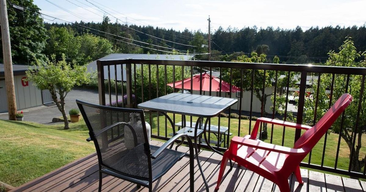 Cherry Tree Inn from . Victoria Hotel Deals & Reviews - KAYAK