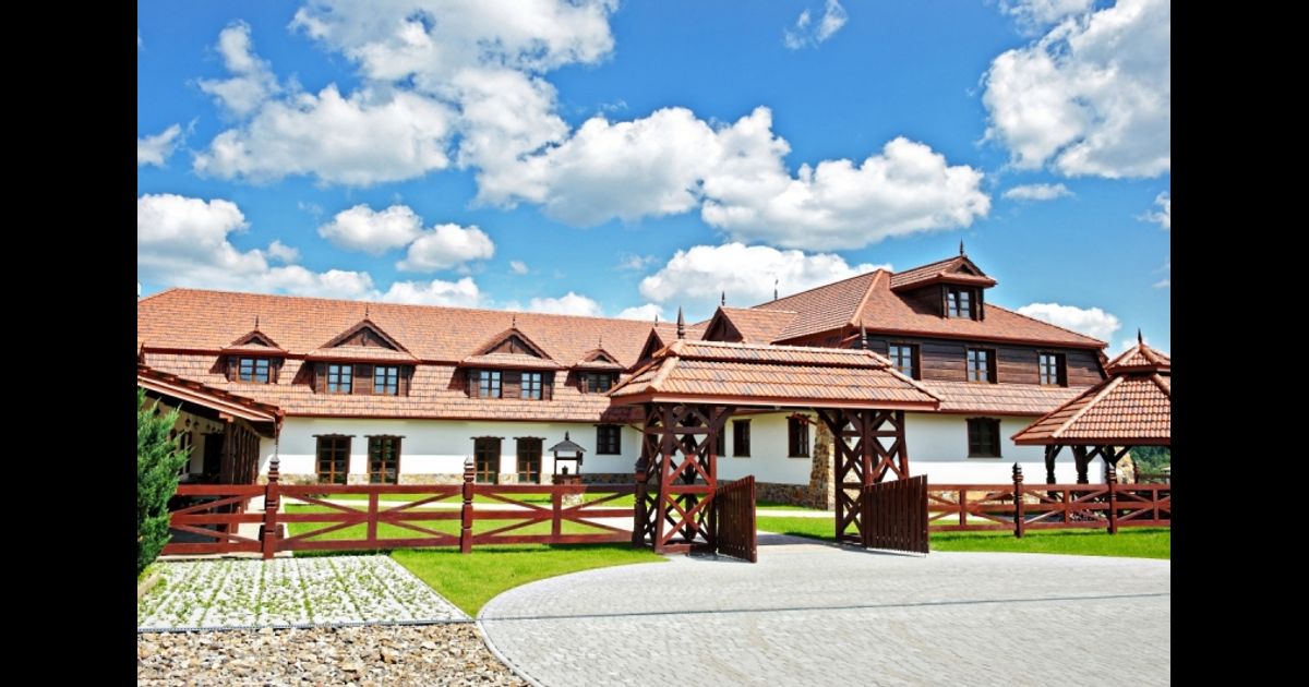Hotel Chutor Kozacki in Łukowe, Poland from $103: Deals, Reviews ...