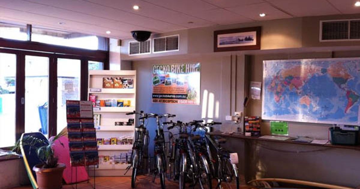 Ocean Beach Backpackers . Perth Hotel Deals & Reviews - KAYAK