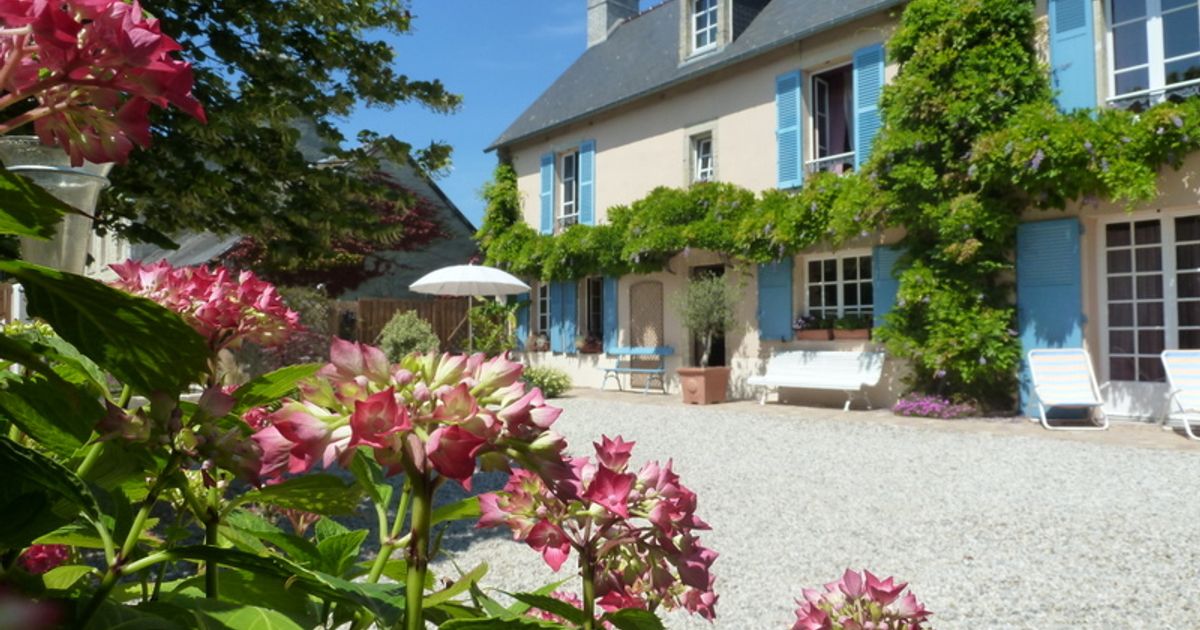 Les Volets Bleus à partir de 95 €. Chambres d'hôtes à Bayeux - KAYAK