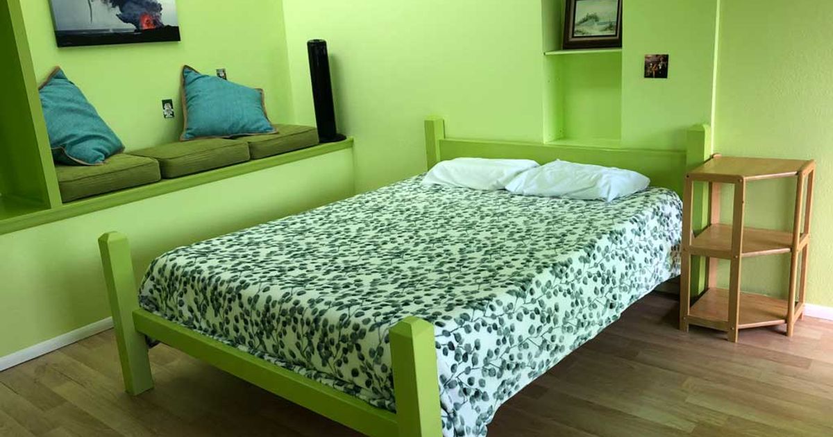 The Big Island Hostel from $42. Hilo Hotel Deals & Reviews - KAYAK