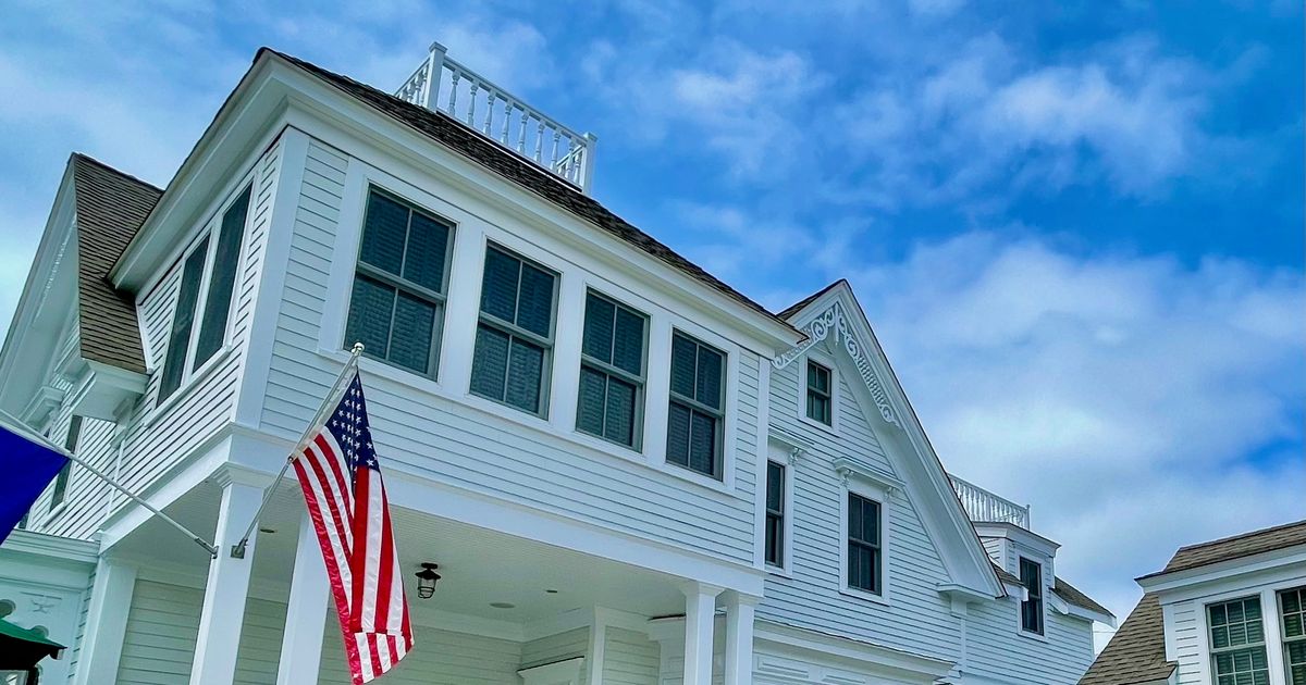 White Porch Inn from $172. Provincetown Hotel Deals & Reviews - KAYAK