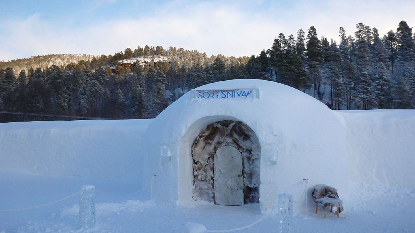 Sorrisniva Igloo Hotel, Alta | HotelsCombined