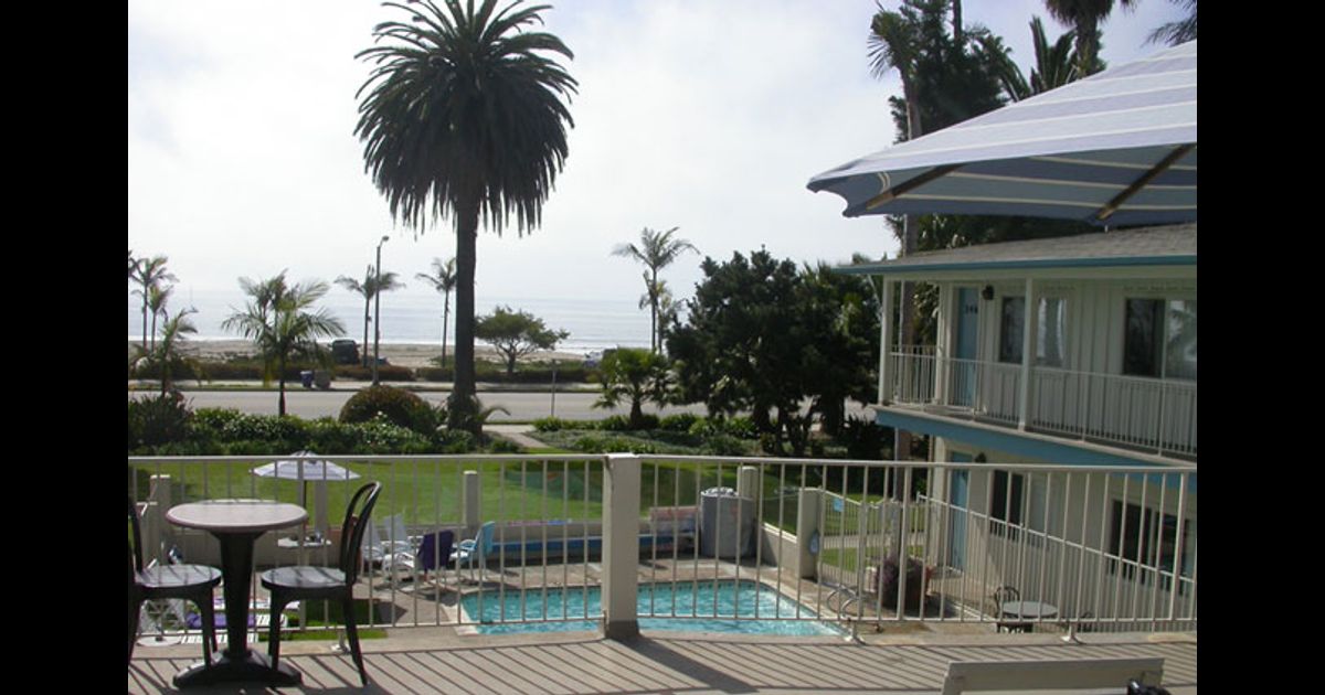 Cabrillo Inn at the Beach $132 ($̶2̶2̶7̶). Santa Barbara Hotel Deals ...