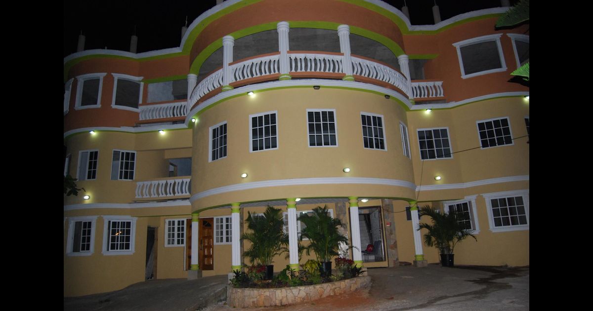 Glenrock Hotel $51 ($̶7̶4̶). Mandeville Hotel Deals & Reviews - KAYAK