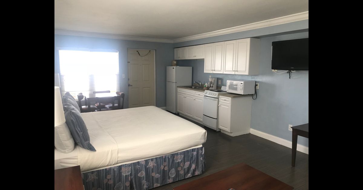 Carousel Inn On The Beach $122 ($̶2̶3̶4̶). Fort Myers Beach Hotel Deals ...