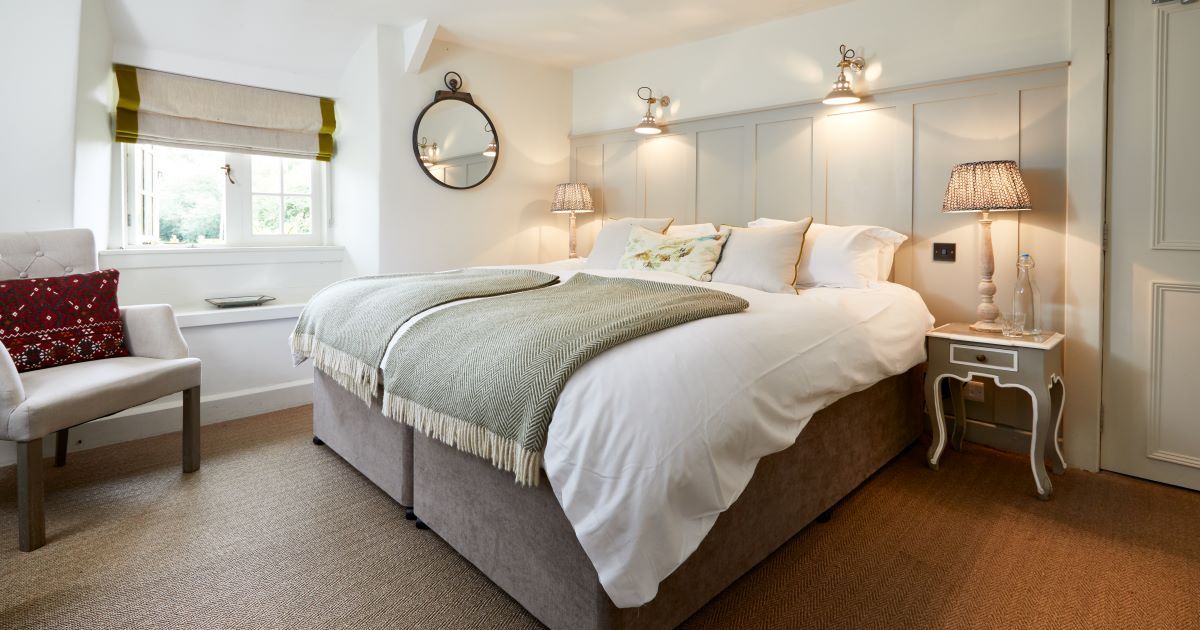 The Plough Inn from $102. Lechlade Hotel Deals & Reviews - KAYAK