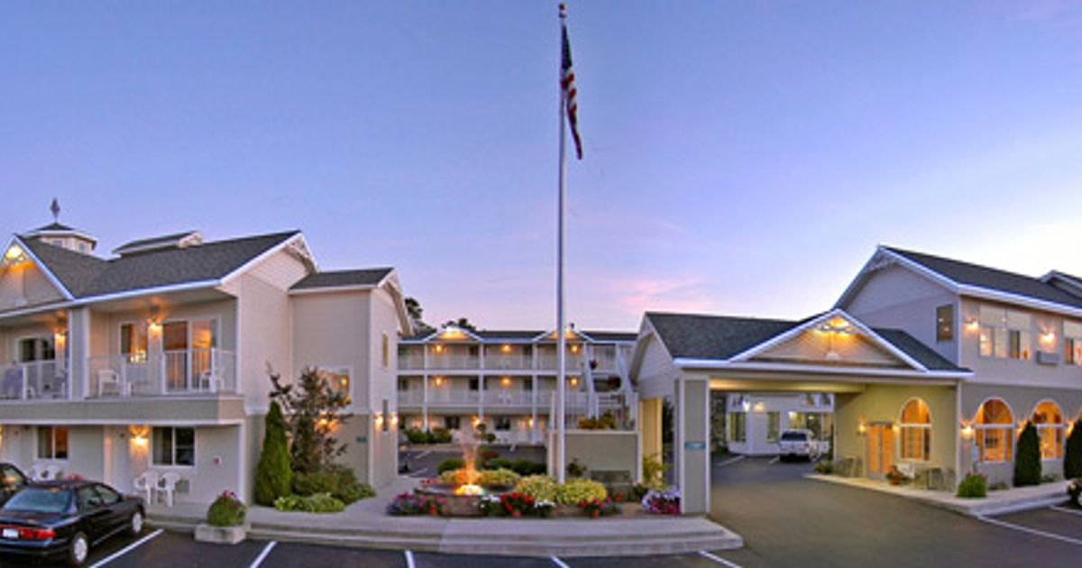 Parkside Inn Bridgeview from ₪356. Mackinaw City Hotel Deals & Reviews ...