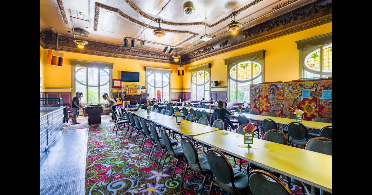 Green Tortoise Hostel in San Francisco, the United States from $41 ...