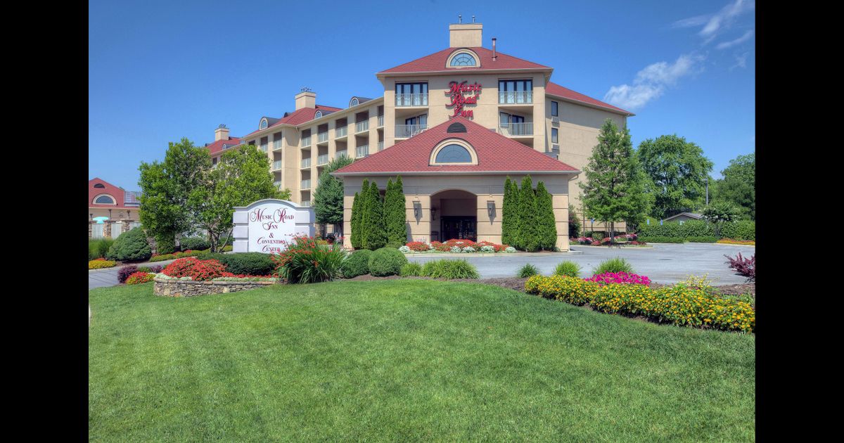 Music Road Inn $113 ($̶1̶8̶2̶). Pigeon Forge Hotel Deals & Reviews - KAYAK