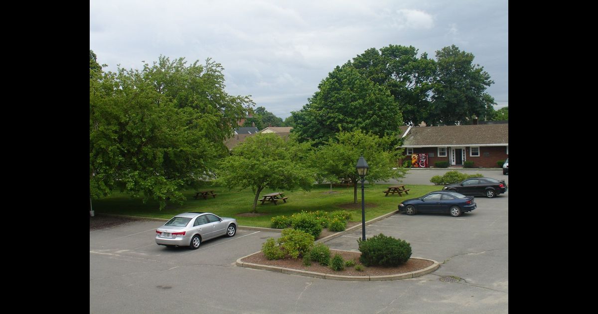 Clipper Ship Inn $111 ($̶1̶3̶0̶). Salem Hotel Deals & Reviews - KAYAK