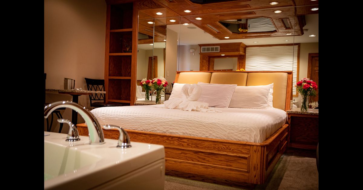 Sybaris Northbrook in Northbrook, the United States from $160: Deals ...