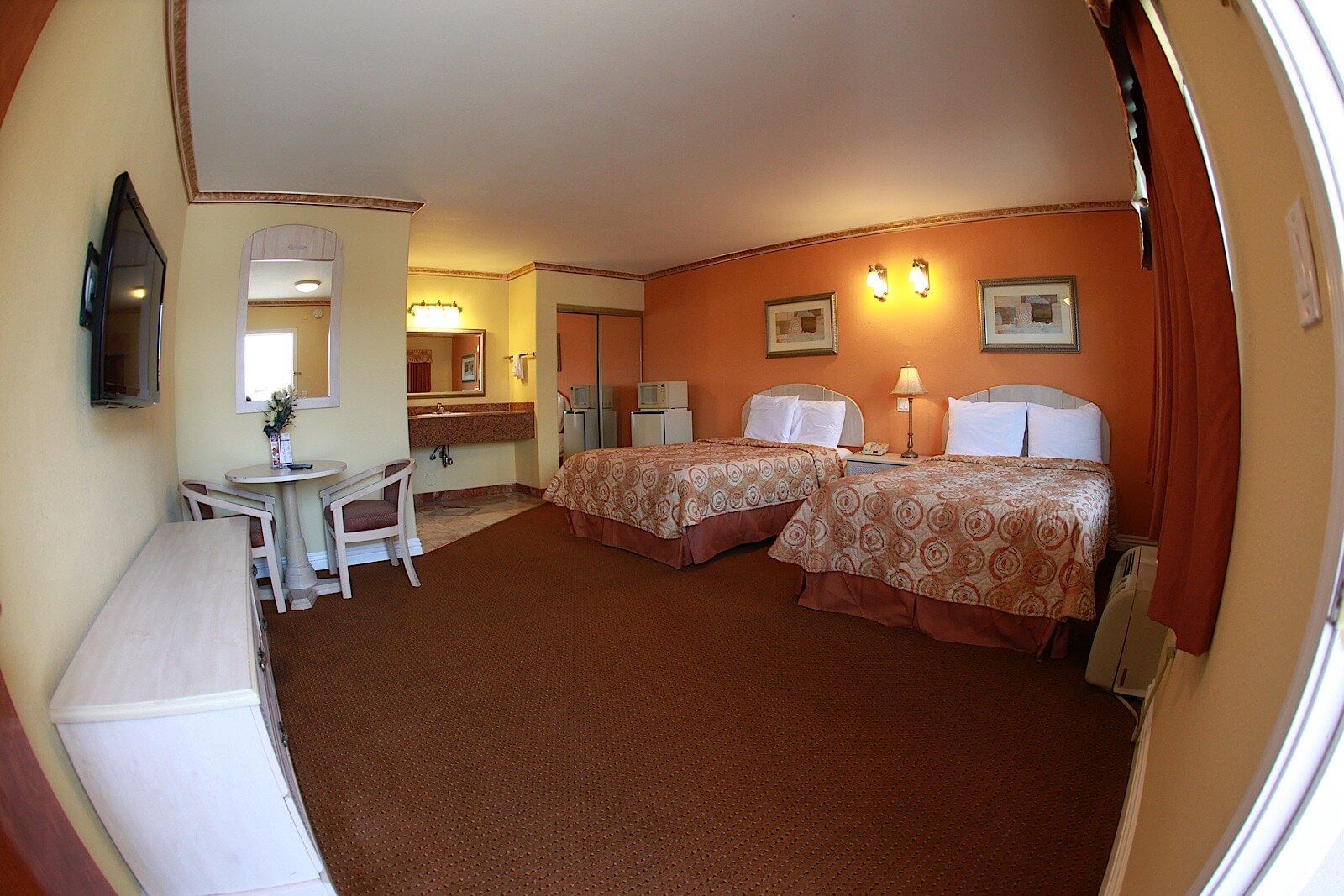 Glen Capri Inn & Suites - Burbank Universal $117 ($̶5̶6̶1̶). Glendale ...