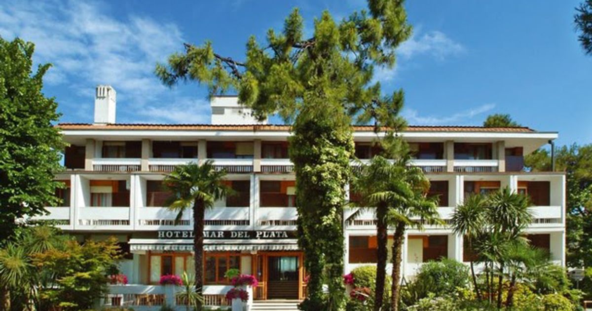 Hotel Mar Del Plata S$ 279. Grado Hotel Deals & Reviews - KAYAK