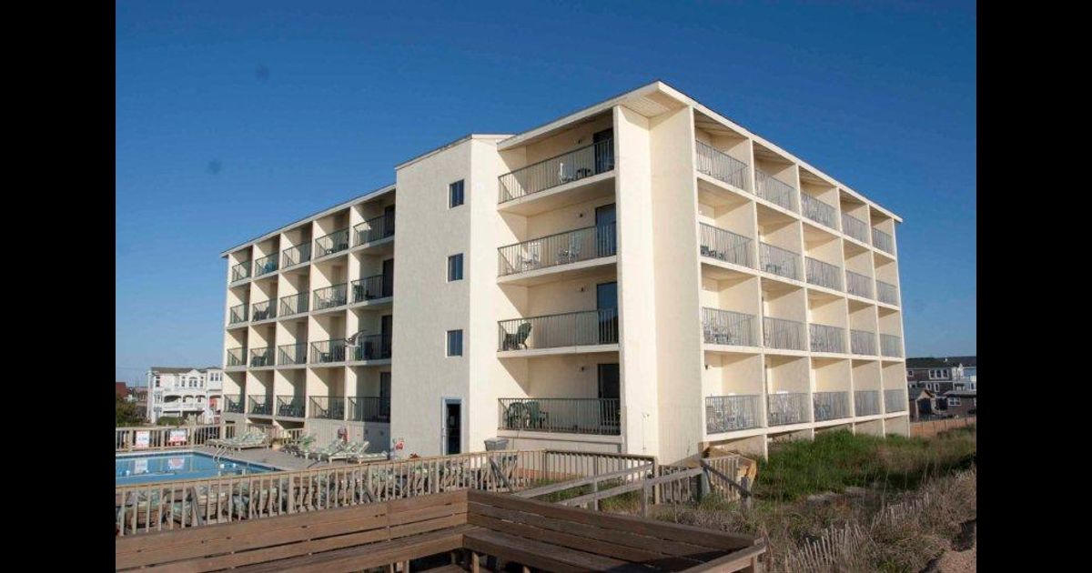Surf Side Hotel $77 ($̶2̶2̶4̶). Nags Head Hotel Deals & Reviews - KAYAK