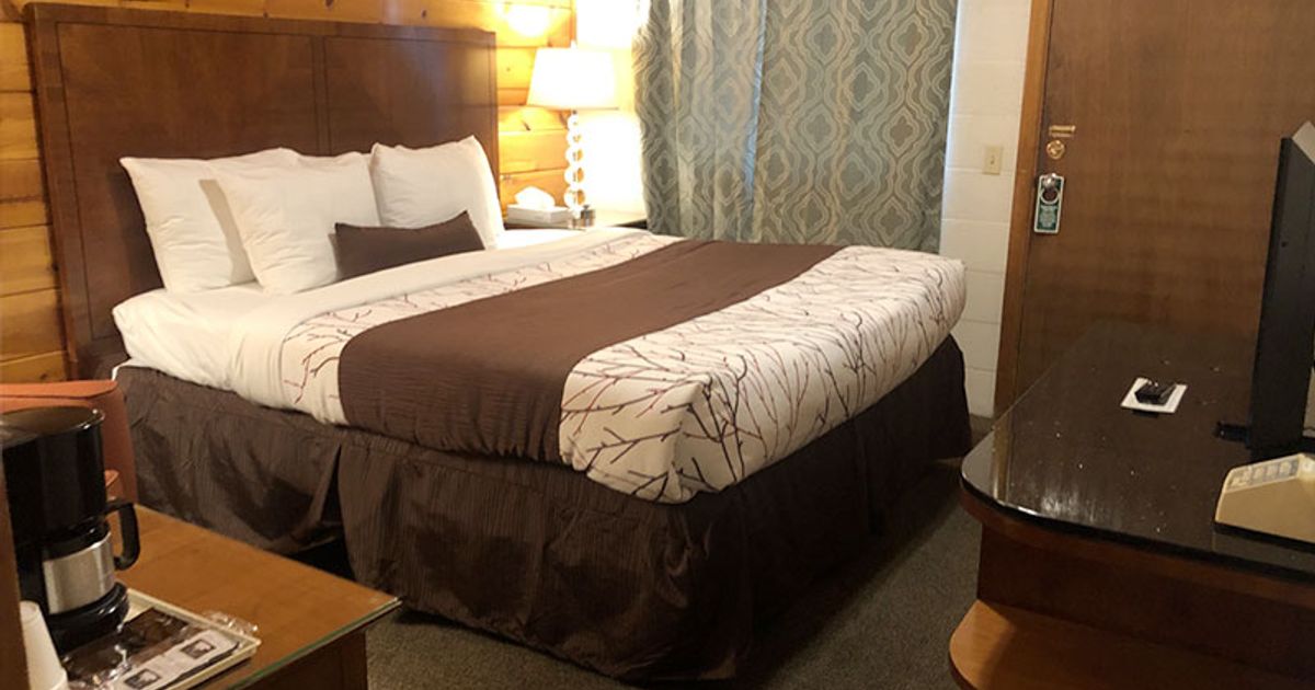 Apple Inn Motel from $83. Chelan Hotel Deals & Reviews - KAYAK